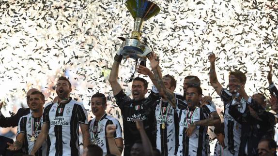 La Juventus hace historia con su sexta liga consecutiva | Diario Sur